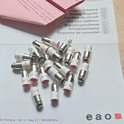议价全新31-968.12，10-5309.3202，12VDC，原装EAO多点LED红，
