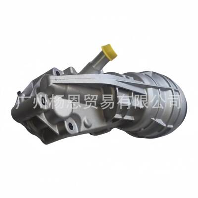 A2701800500 0610 0810发动机机油冷却器适用于奔驰W176W177W204