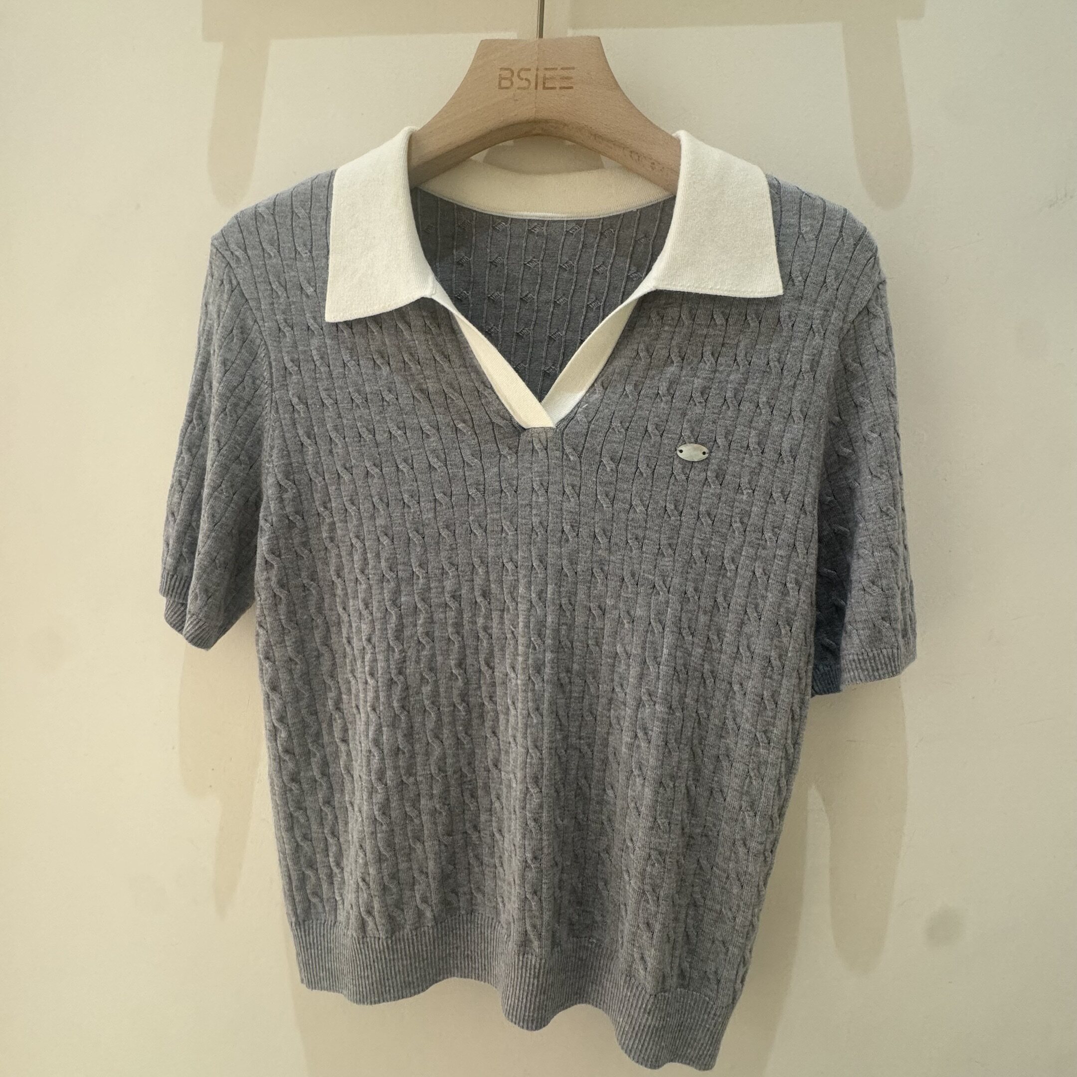 本涩撞色POLO短袖毛衣F0757C01
