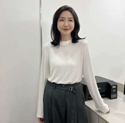 Widelia十三行老板娘韩版宽松休闲显瘦百搭圆领长袖T恤9171潮ins