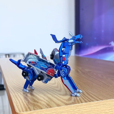 两车碰撞变形玩具儿童男孩女孩磁吸合体魔幻飞马独角兽机甲机器人