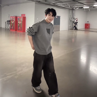 600g重磅灰色圆领卫衣男春夏高级感潮牌高街美式复古长袖内搭