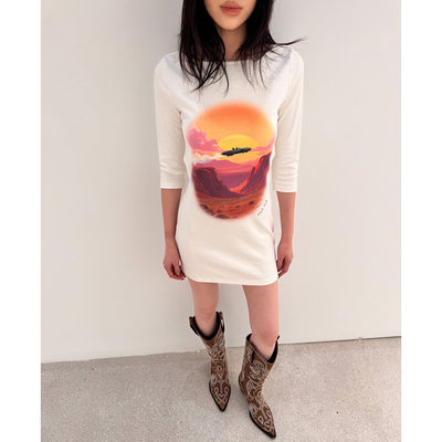 LISA同款 MARKGONG 26SS   “峡谷飞车”印花七分袖露背连衣裙