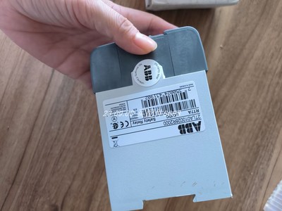 ABB继电器2TLA010028R2000RT7A