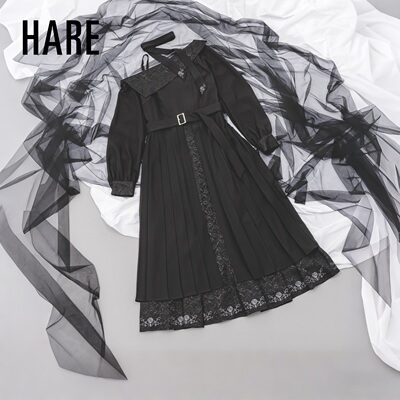 HARE NANA联名2026夏季新款斜领露肩吊带长款连衣裙640909