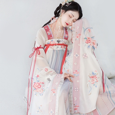 南北朝仙气汉服女推荐