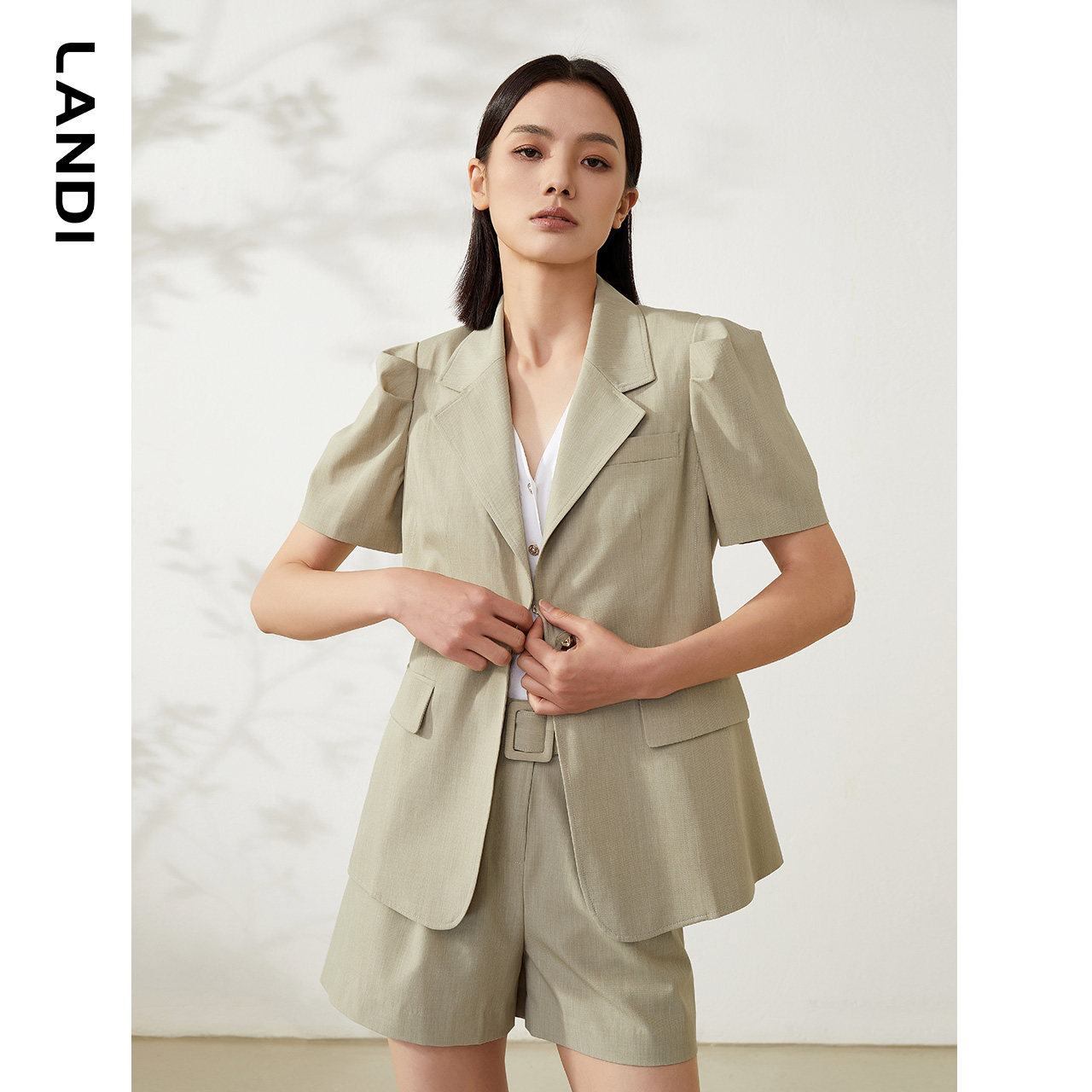 LANDI浅绿色夏季新款短袖西装薄款泡泡袖西服外套休闲