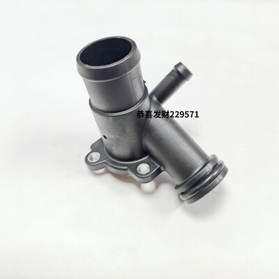 适用于奔驰GLA200 CLA220 A180 B200 B180机械水泵三通 三通管
