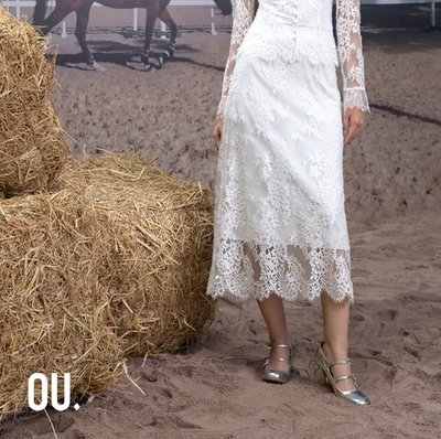 欧点复古精致蕾丝A摆半身裙