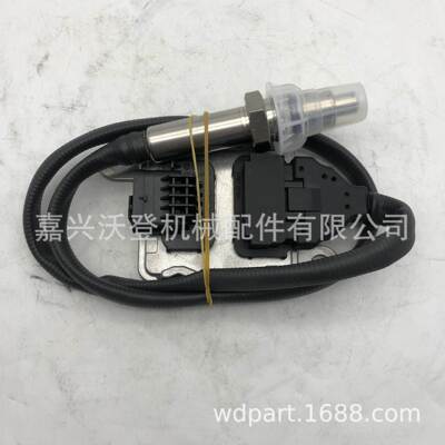 A0009058111氮氧传感器适用于奔驰