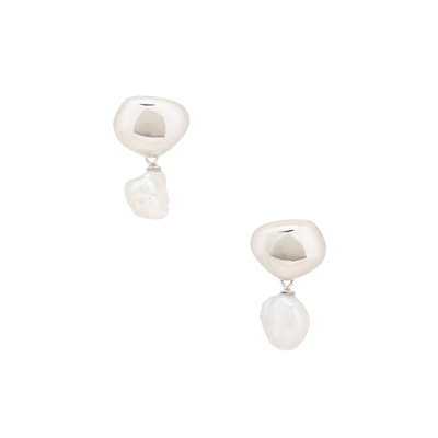 SHASHI PEARL 垂褶耳饰 金属银色REVOLVE小众新款