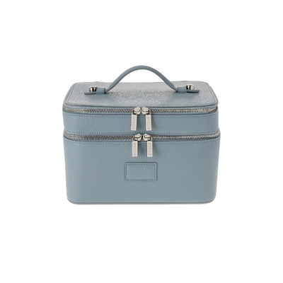 ETOILE COLLECTIVE DUO VANITY CASE 化妆包 Baby BlueREVOLVE小