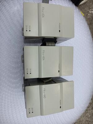 三菱FX2N4DA拆机三个成色可充新需要的来议价
