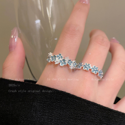 指畔生花~蓝色滴釉花朵戒指