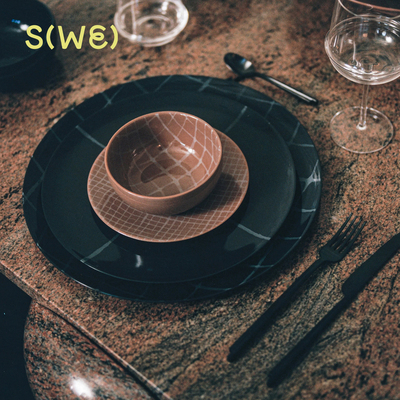 比利时SeraxKellyWearstle联名