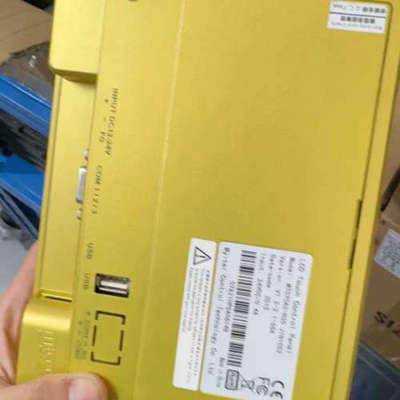 屏通人机界面 MT070A2-N30  J1N1C52