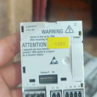 伦茨驱动变频器控制模块 E82ZAFCC210 实物图 拆机