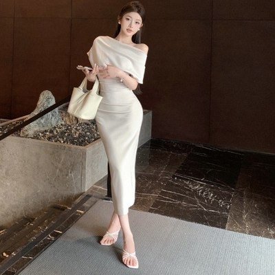 露肩性感收腰气质褶皱连衣裙子女装夏季法式小礼服长裙连身裙衣服