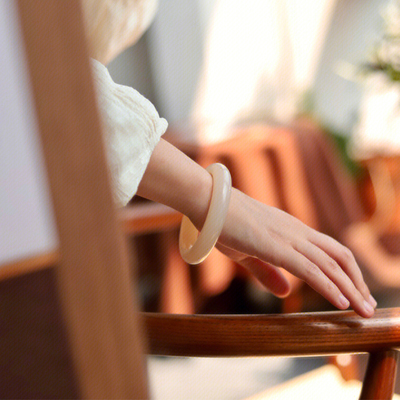 天然和田玉手镯和田玉少女女款