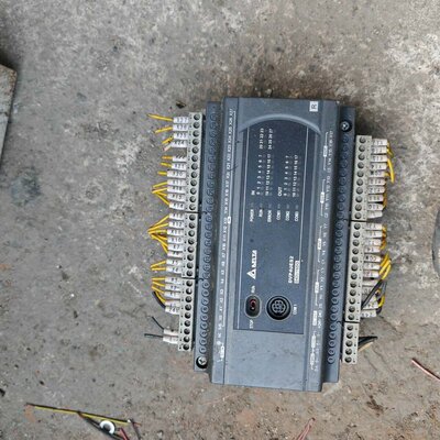 议价台达PLC DVP48ES200RDVP28N211R可维修