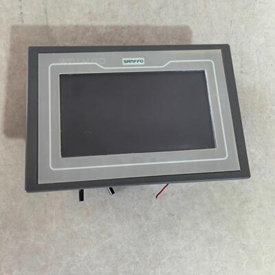 AT4070S-212BXI 触摸屏 SANFFO工业触控人机界面议价维修