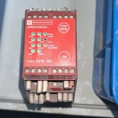 XPSAV11113 安全继电器 延时型工业工控配件议价维修