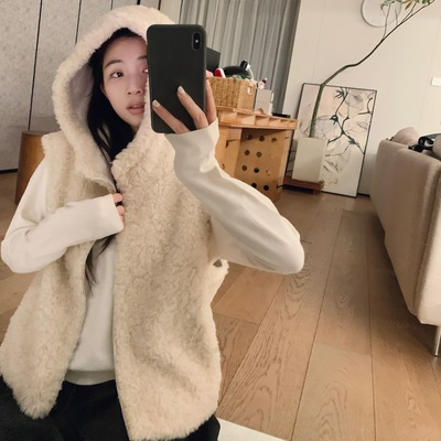 Nanaimo酱仿羔羊毛连帽马甲背心小众设计感短款休闲叠穿外套女