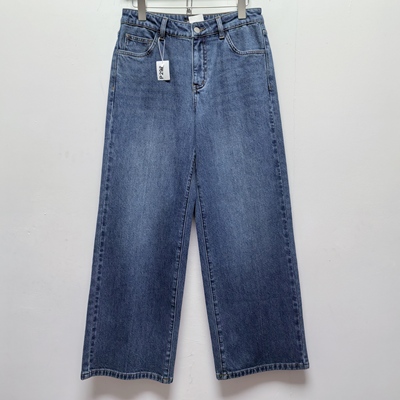 2025春季新款去标女装时尚百搭高腰显瘦直筒牛仔裤女宽松长裤P298