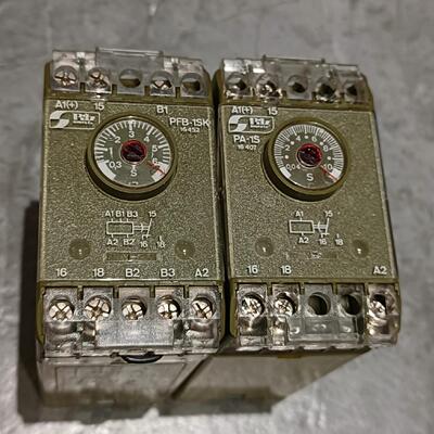 Pilz皮尔滋时间继电器PF-1SK/B/6S/220v