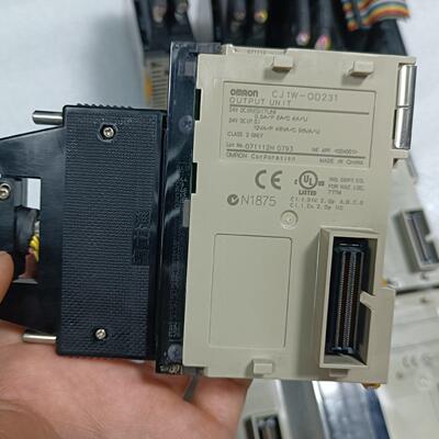 PLC输出单元 CJ1W-OD211/CJ1W-OD2