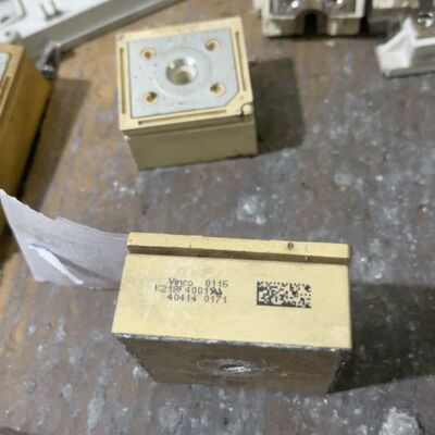 k218f4001、拆机 功能包好。成色还可以 有点使用