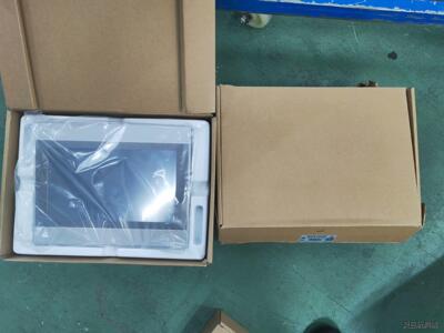 10寸昆仑通态触摸，型号TPC1071Gi，现货7台 百分百议价商品