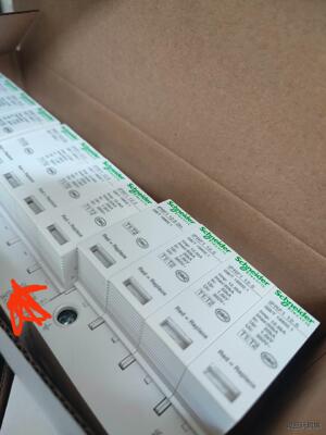 施耐德IPRF1 12.5r 3P+N一级浪涌保护器几乎全新议价商品