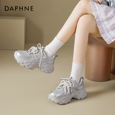 达芙妮韩系设计感老爹鞋