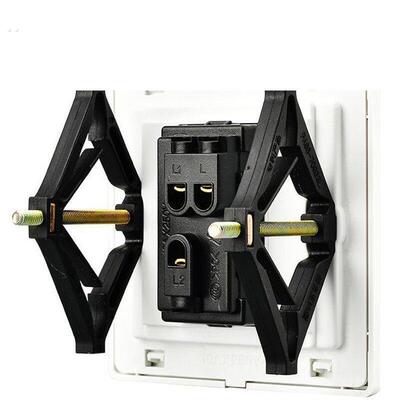 86开关百科全书插头带持有人盒式维修接线盒插座底部盒通用支架