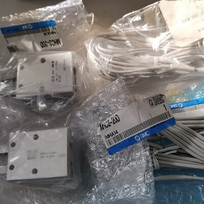 议价手指气爪MHC2-20DMHC220DMHC2-20D气爪MHC2-20D手指气爪