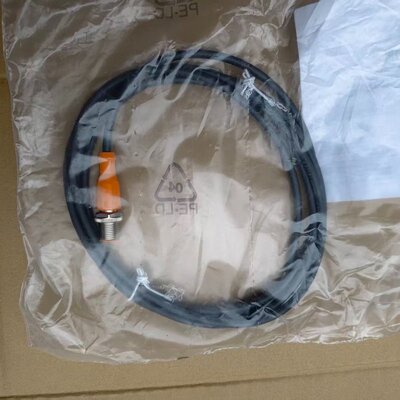 议价ifm传感器连接线EVC094ifC094EVC094传感器连接线