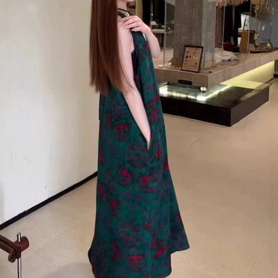 2629复古时尚印花连衣裙女夏季新款气质显瘦宽松V领背心裙长裙女