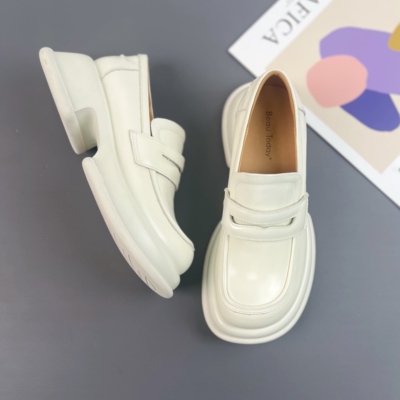 （微瑕疵，鞋面轻微泛黄）厚底乐福女鞋增高小皮鞋出游约会27695