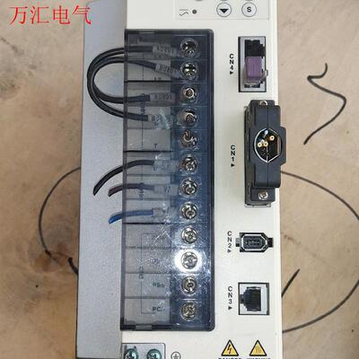 施耐德2千瓦瓦伺服驱动器一个,型号LXM23AU20m3x,(议价)