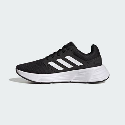Adidas/阿迪达斯 女子随心畅跑网面跑步运动鞋 GW3847