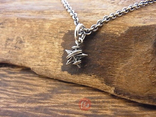 日本代购 M's collection 男款925银小号蔓藤缠绕五角星吊坠项链_虎窝淘