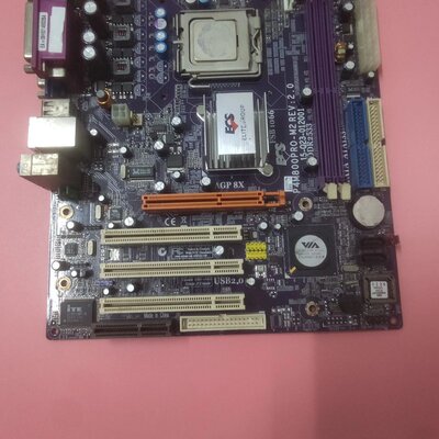 精英主板P4M800PRO-M2 REV 2.0主板AGP插槽，DDR2内存议价
