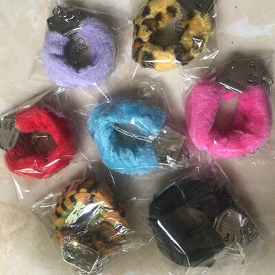 Manufacturer's high-quality toys, metal plush handcuffs, pr