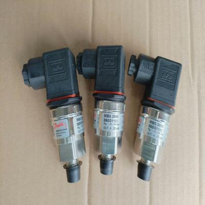 维修检查销售丹佛斯压力开关060G1102原厂件正品，可询价