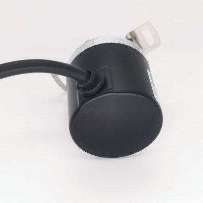 旋转光电磁电脉冲编码器ZKP3808H E38H8 E6HZ H40 HEF半空心孔8mm