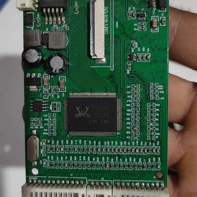 RTD2660开发板 成色轻微使用痕迹。接口丰富 有VGA、