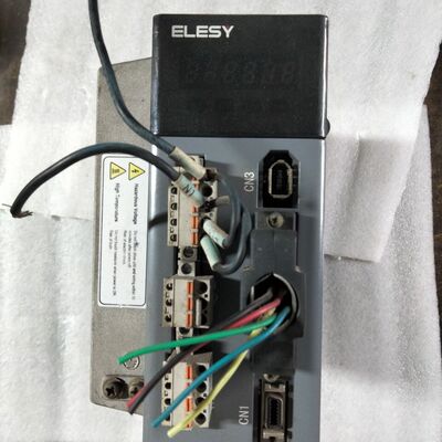ELESY伊莱斯伺服驱动器ESDB-15AEA 。  拆机件