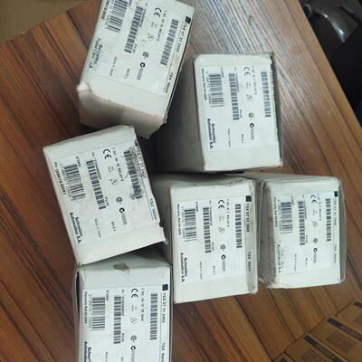 TSX07312422  两个 TSX07311648