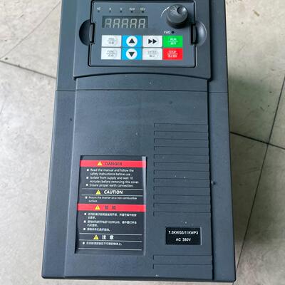 富陆变频器 7.5KWG3/11KWP3 拆机成色很不错